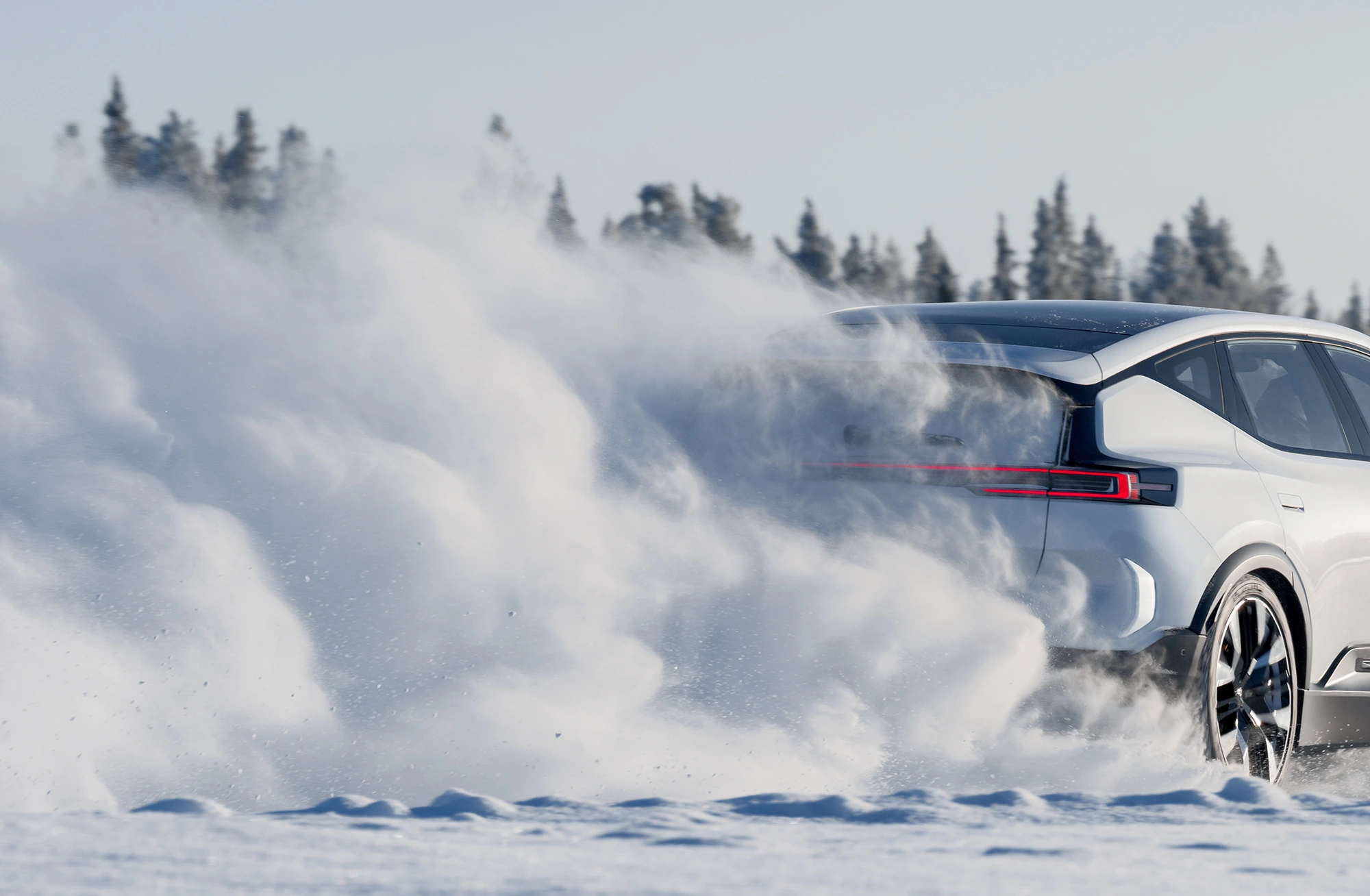 Arctic Driving & Ice Driving Experiences | Polestar UK
